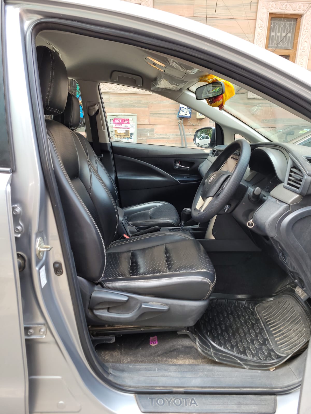 Toyota Innova Crysta 2.8 GX(Auto) – Trusted Autoz